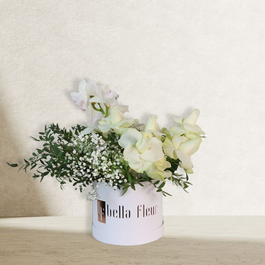 Fresh white orchids and roses Agnes Bella Box buy at Bella Fleur ...