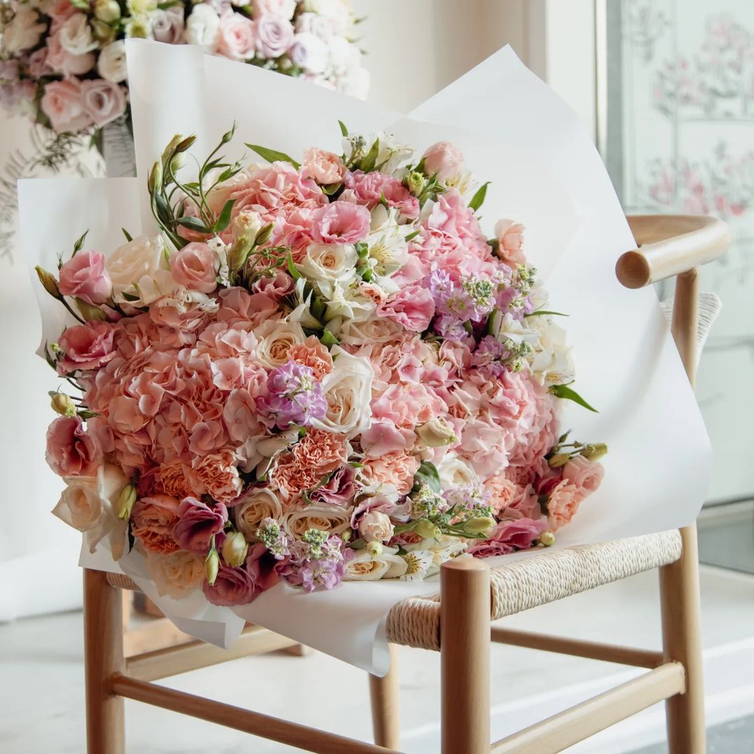Purple & Pink Flower Bouquet Dubai | Viola by Bella Fleur – BellaFleur UAE